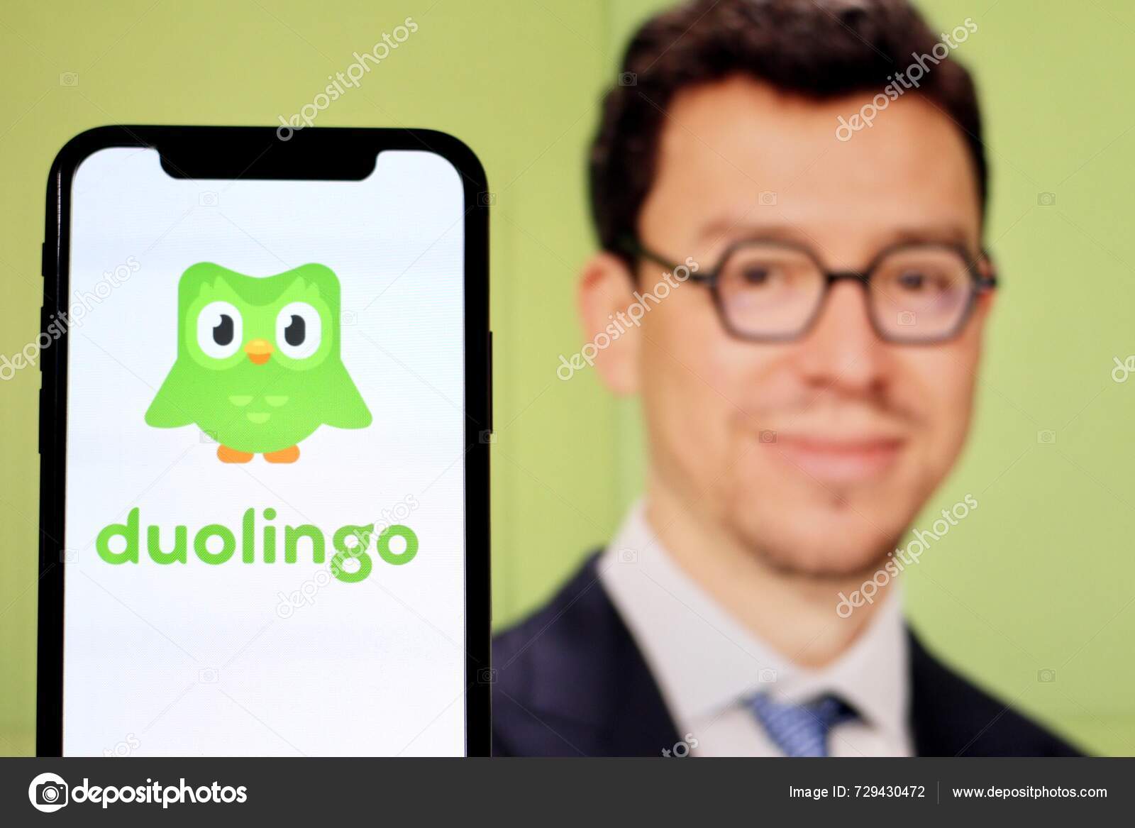 Photo Illustration Logo Duolingo Ceo Luis Von Ahn Background Indonesia ...