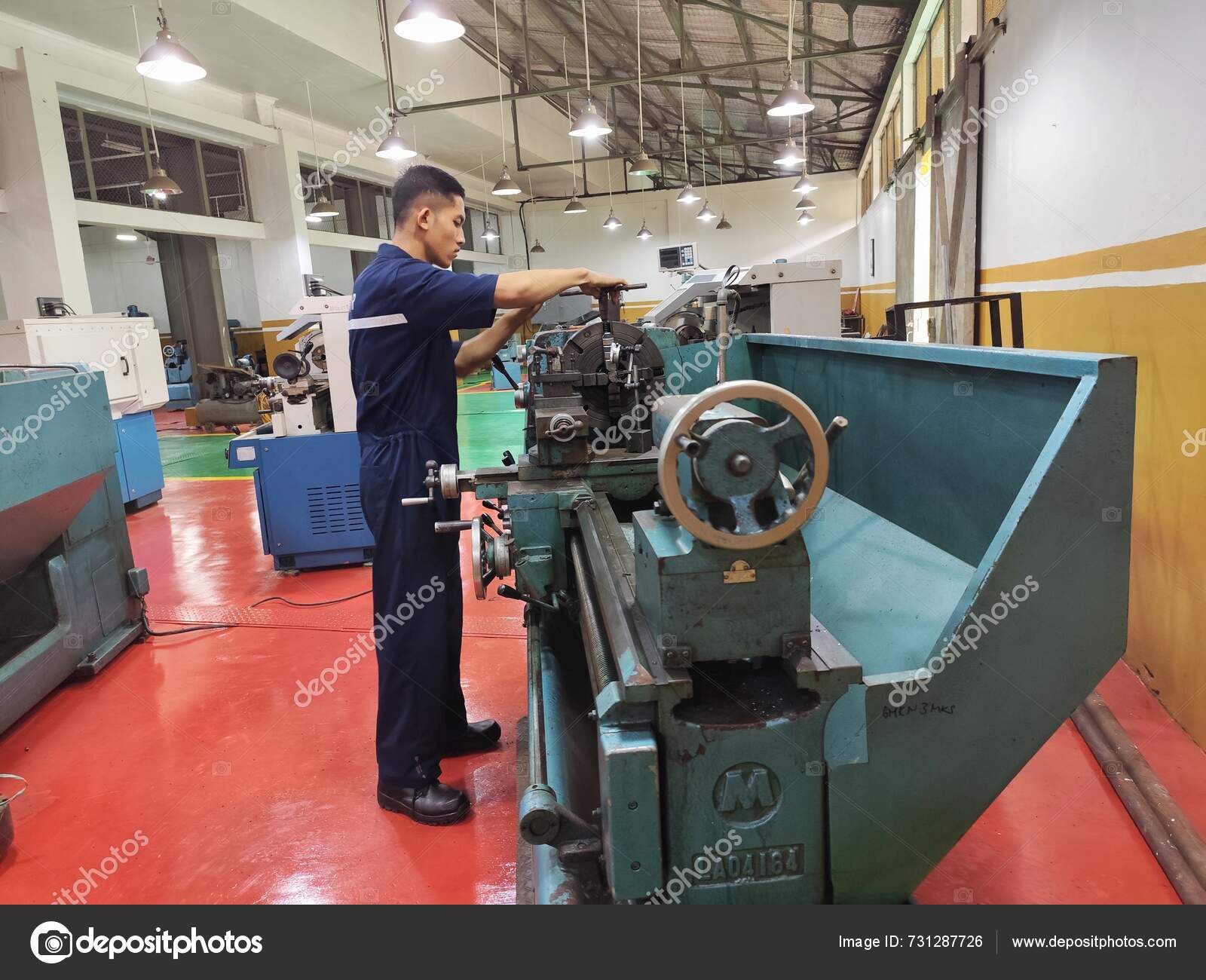Makassar March 2024 Man Working Machine Factory — Stock Editorial Photo ...