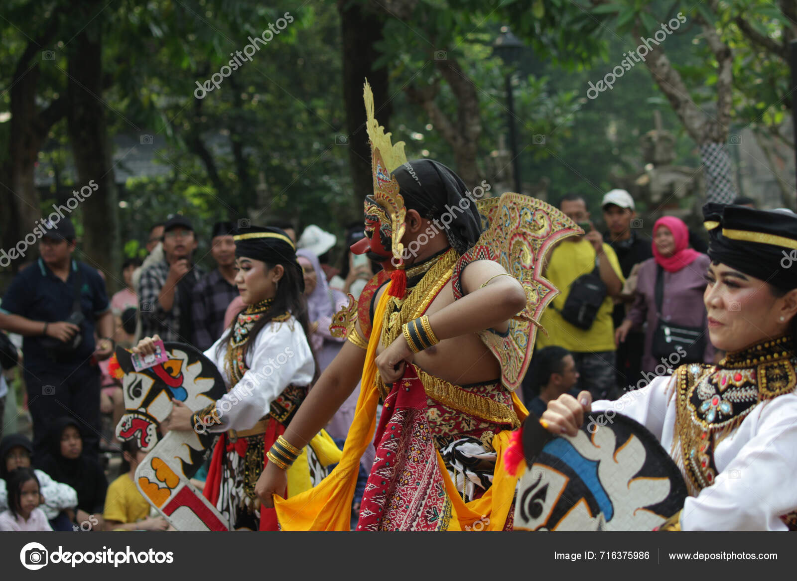 Jakarta Indonesia April 2024 Reyog Ponorogos Show Tmii Jakarta Sparked ...
