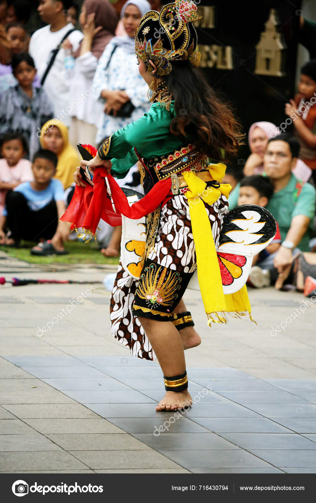 Jakarta Indonesia April 2024 Lively Reyog Ponorogo Performance Tmii ...