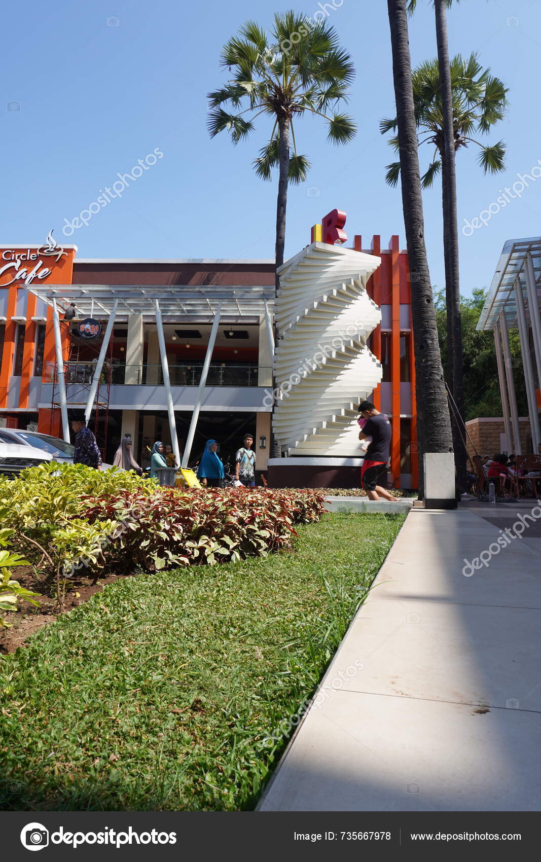 Circle Cafe Paiton Probolinggo Which Rest Area Motorists Who Traveling ...