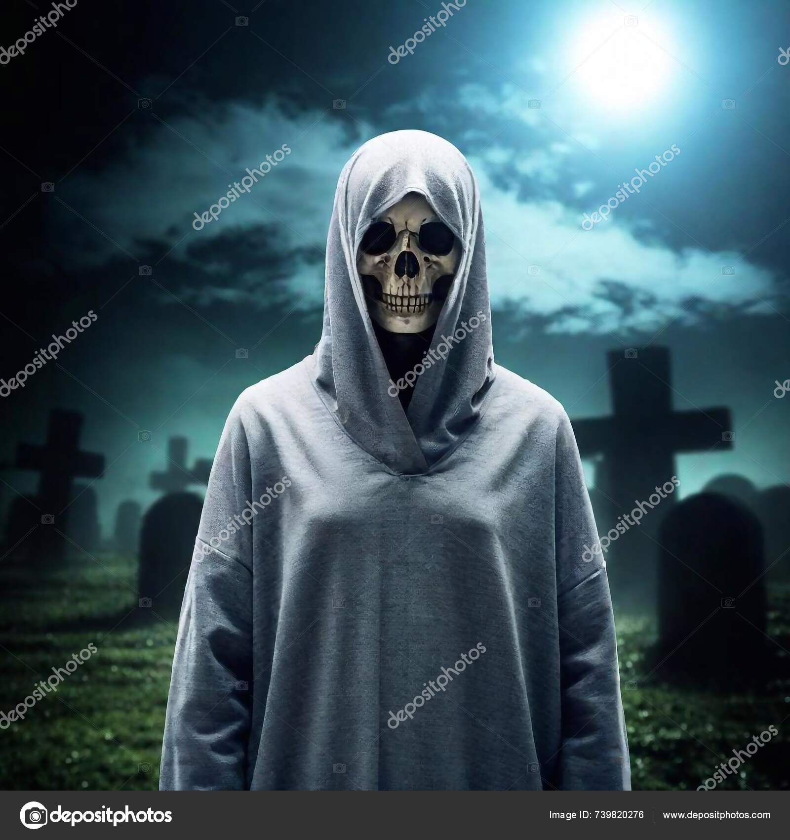 Grim Reaper Creature Full Body Image Cemetery Night Fog — Stock Photo ...