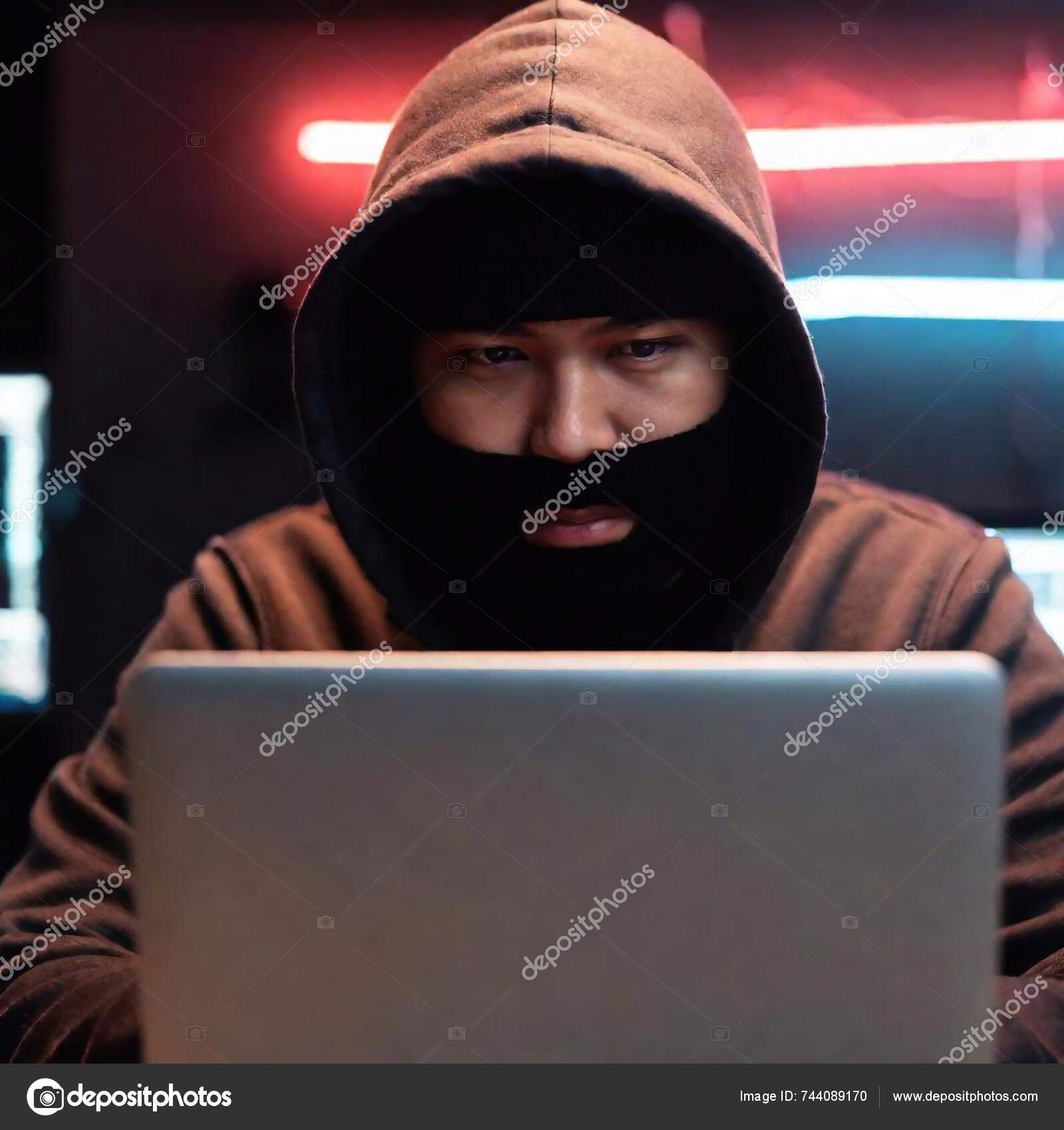 Hackers Face Focused Determined Expression Details Face Sharp Focus ...