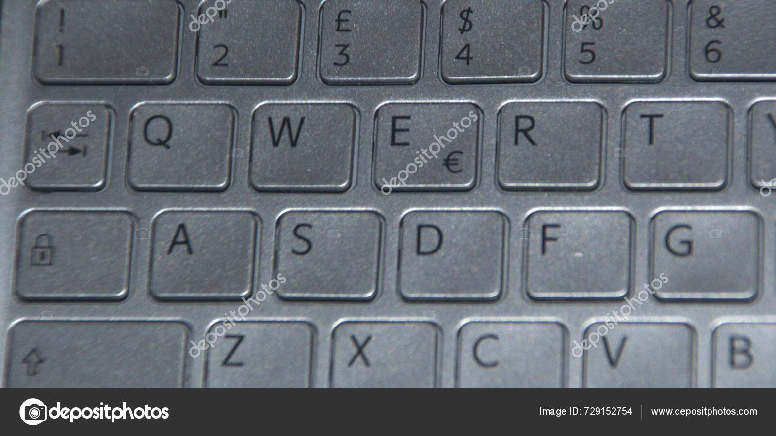 Gray Qwerty Keyboard Laptop — Stock Photo © scarpetti.alessandro@gmail ...