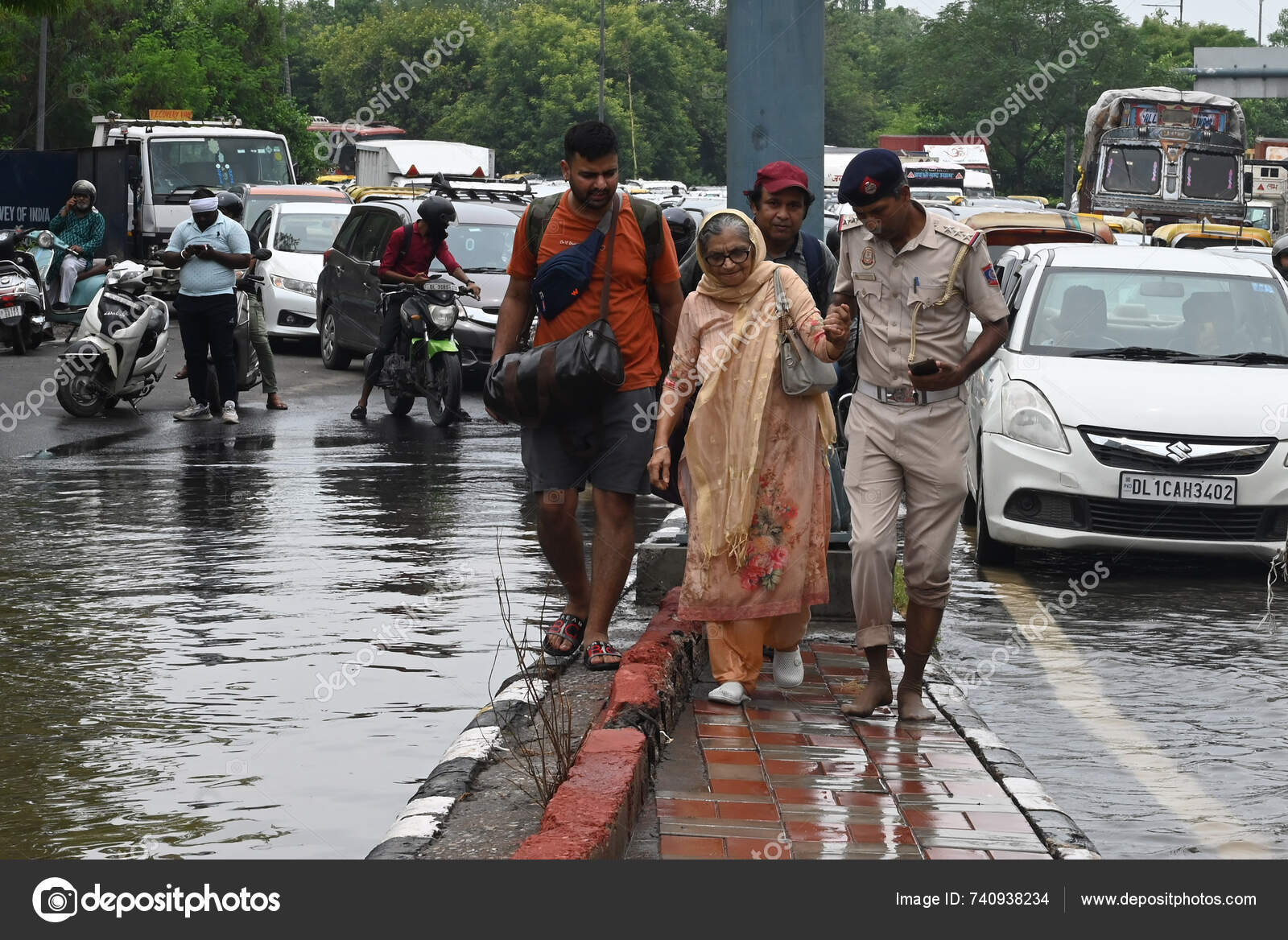 New Delhi India June 2024 Commuters Wade Water Logging Dabri — Stock ...