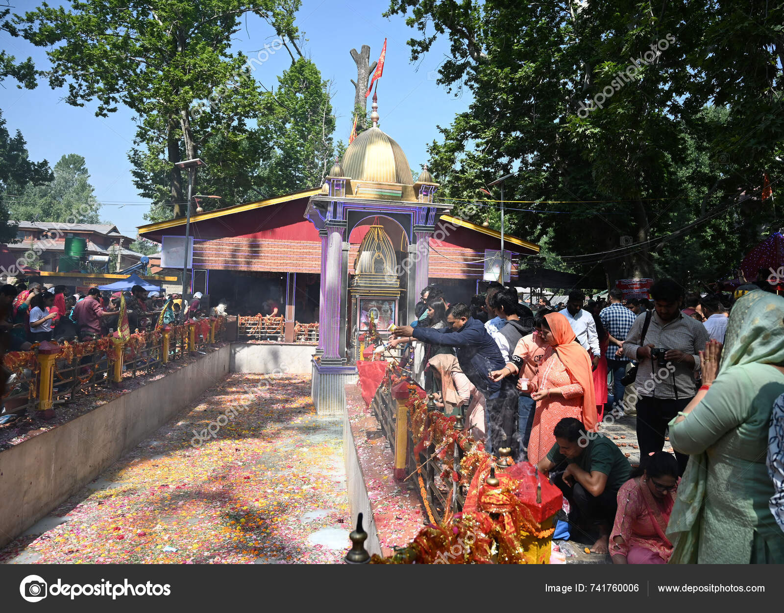 Ganderbal India June 2024 Kashmiri Pandit Devotees Performs Rituals ...