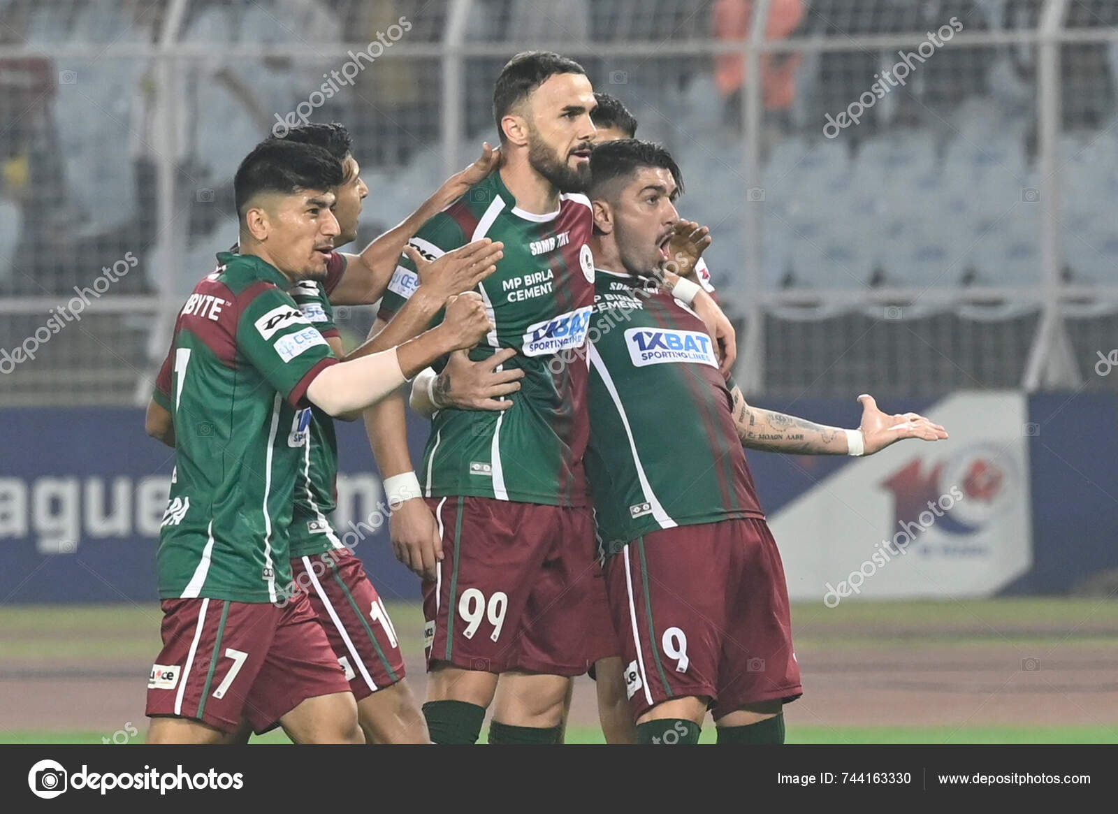 Kolkata India February 2024 Sadiku Teammates Mohun Bagan Celebrate Goal ...