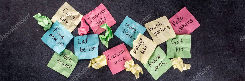 Objetivos de año nuevo o resoluciones sobre pegatinas de papel de ...