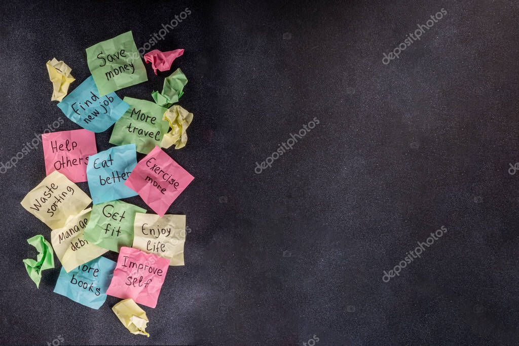 Objetivos de año nuevo o resoluciones sobre pegatinas de papel de ...
