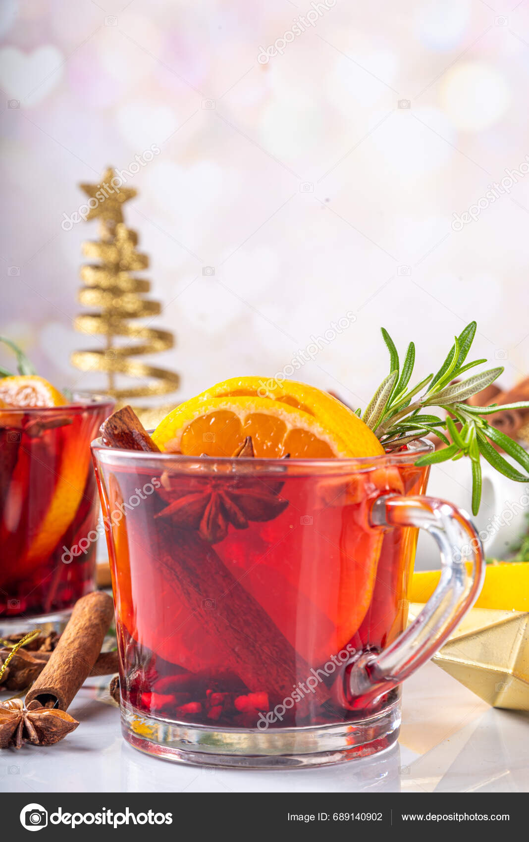 Traditional Christmas Aromatic Mulled Wine Cocktail Red Wine Grog Tea ...