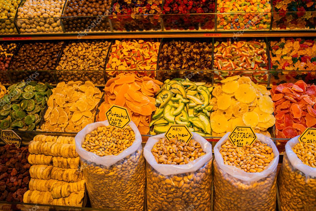 Disfrute de un dulce paraíso en el Gran Bazar, con una vibrante muestra de delicias turcas ...