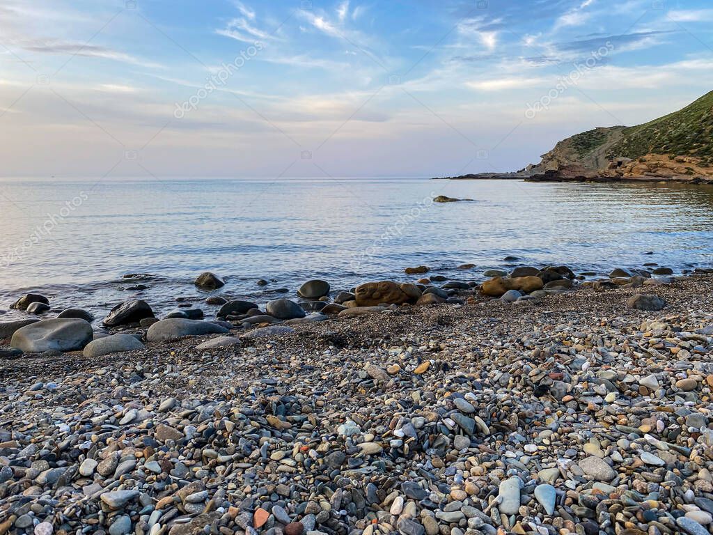 Vista vacía de la playa de Yildizkoy en Gokceada, isla de Imbros. Costa ...