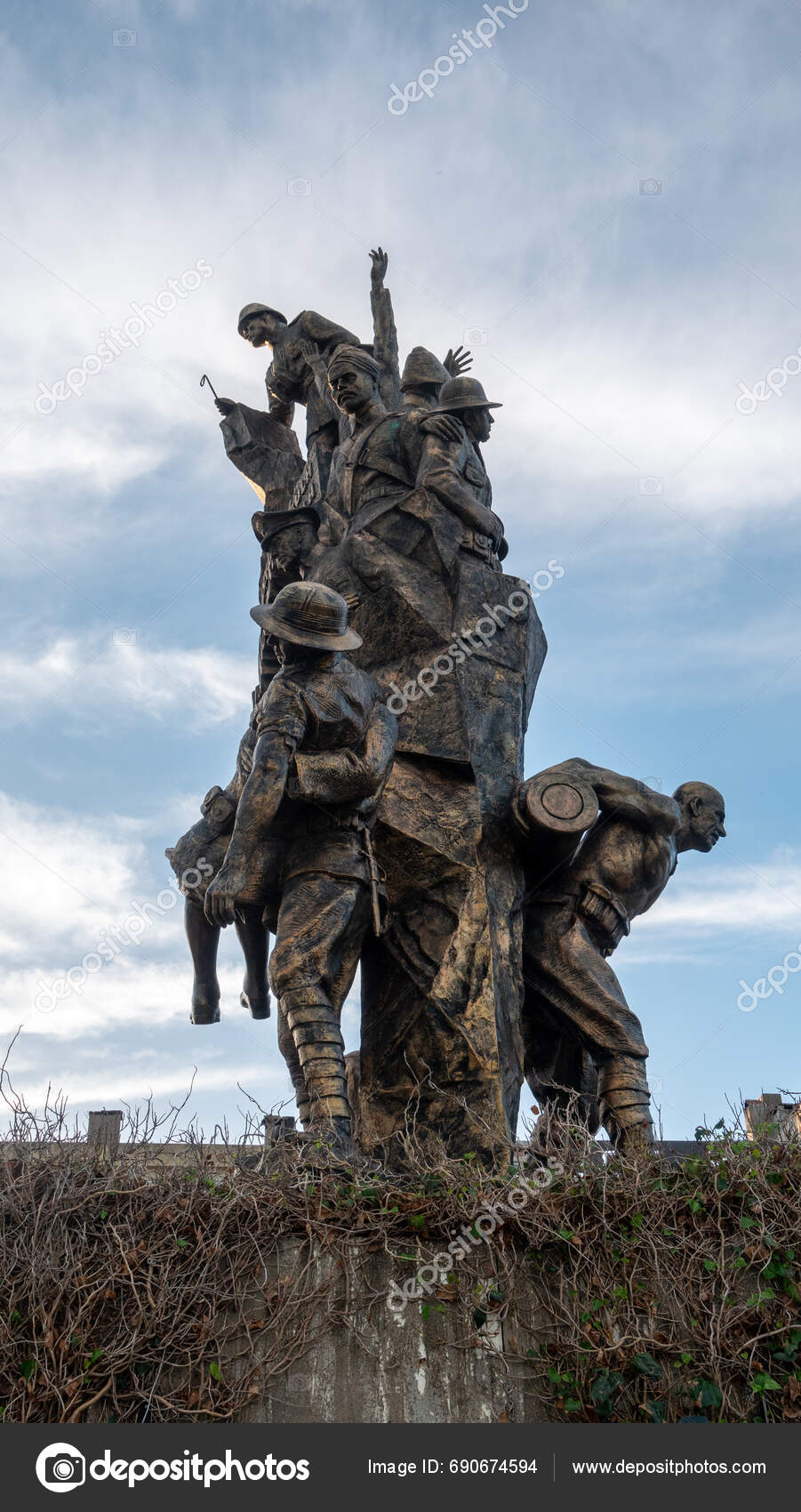 Eceabat Canakkale Turkey Nov 2023 Monument Soldiers Great Patriotic War ...
