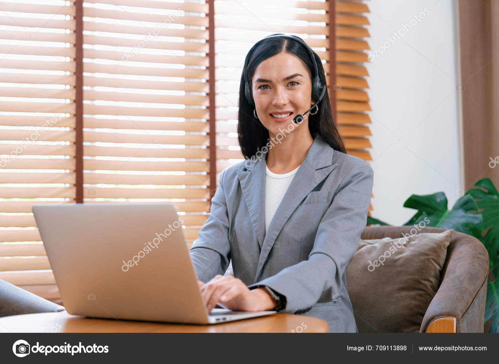 Female Call Center Operator Customer Service Helpdesk Staff Working Workspace — Stock Photo ...